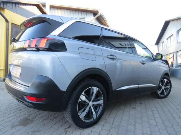 Pelēks Peugeot 5008 2018 Rīga, ar dzinēja tilpumu 1.50 L un nobraukumu 290 tūkst. km par 11590 €, foto 5 vietnē AUTOMOTO.COM.LV