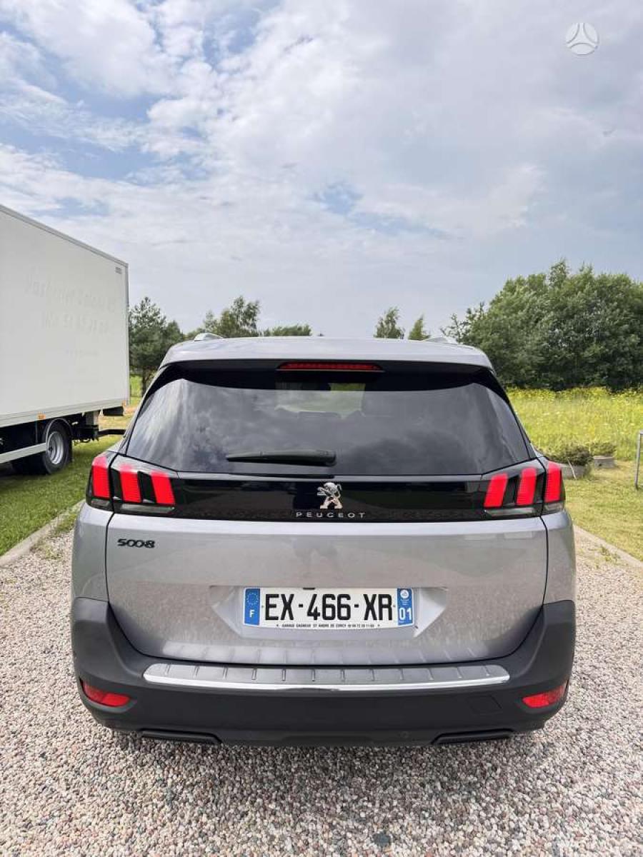 Grey Peugeot 5008 2018 in Vilnius, with an engine capacity of 1.20 L and mileage of 155 thousand km for 9350 €, photo 12 on AUTOMOTO.COM.LV
