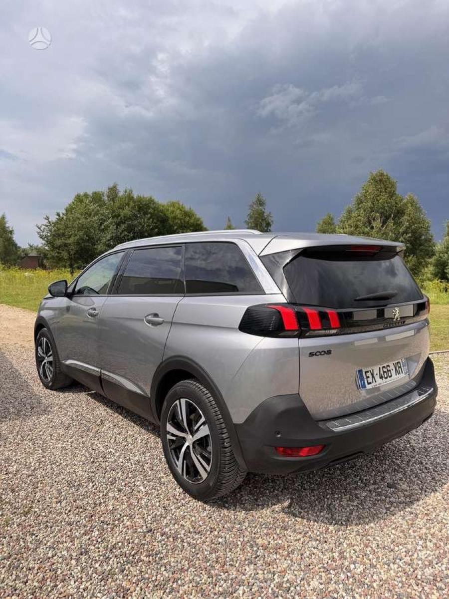 Grey Peugeot 5008 2018 in Vilnius, with an engine capacity of 1.20 L and mileage of 155 thousand km for 9350 €, photo 15 on AUTOMOTO.COM.LV