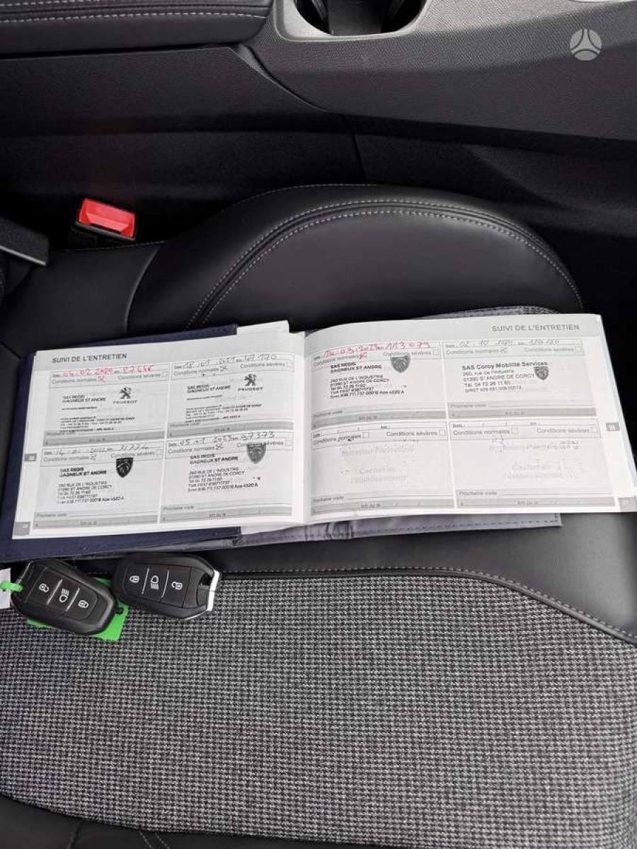 Grey Peugeot 5008 2018 in Vilnius, with an engine capacity of 1.20 L and mileage of 155 thousand km for 9350 €, photo 25 on AUTOMOTO.COM.LV
