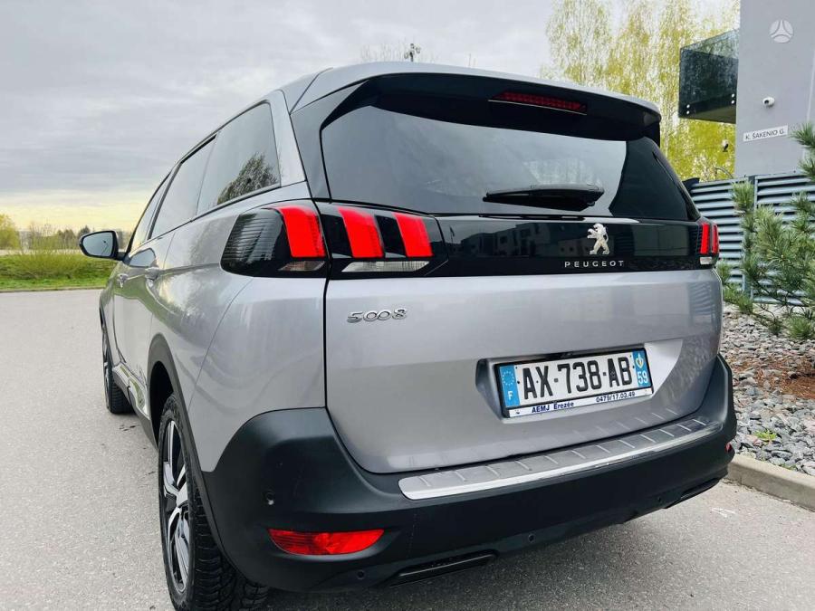 Pelēks Peugeot 5008 2018 Kauņa, ar dzinēja tilpumu 1.50 L un nobraukumu 199 tūkst. km par 10500 €, foto 1 vietnē AUTOMOTO.COM.LV