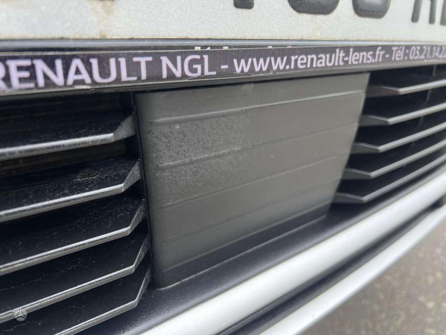 Pelēks Peugeot 5008 2018 Kauņa, ar dzinēja tilpumu 1.50 L un nobraukumu 199 tūkst. km par 10500 €, foto 15 vietnē AUTOMOTO.COM.LV