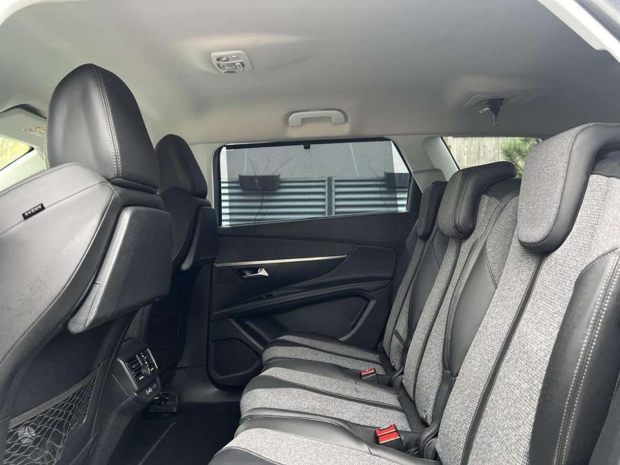 Pelēks Peugeot 5008 2018 Kauņa, ar dzinēja tilpumu 1.50 L un nobraukumu 199 tūkst. km par 10500 €, foto 21 vietnē AUTOMOTO.COM.LV