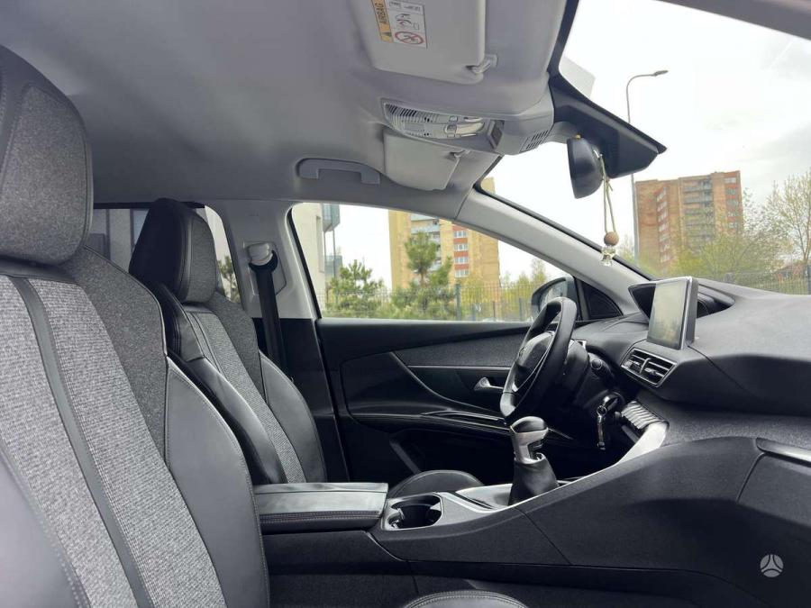 Pelēks Peugeot 5008 2018 Kauņa, ar dzinēja tilpumu 1.50 L un nobraukumu 199 tūkst. km par 10500 €, foto 22 vietnē AUTOMOTO.COM.LV