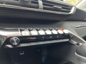 Pelēks Peugeot 5008 2018 Kauņa, ar dzinēja tilpumu 1.50 L un nobraukumu 199 tūkst. km par 10500 €, foto 25 vietnē AUTOMOTO.COM.LV