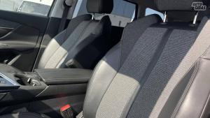 Pelēks Peugeot 5008 2018 Marijampole, ar dzinēja tilpumu 1.60 L un nobraukumu 159 tūkst. km par 12400 €, foto 12 vietnē AUTOMOTO.COM.LV