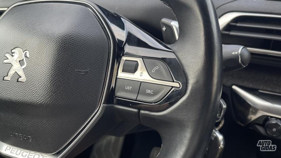 Pelēks Peugeot 5008 2018 Marijampole, ar dzinēja tilpumu 1.60 L un nobraukumu 159 tūkst. km par 12400 €, foto 17 vietnē AUTOMOTO.COM.LV