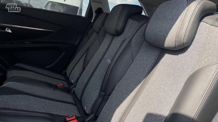Pelēks Peugeot 5008 2018 Marijampole, ar dzinēja tilpumu 1.60 L un nobraukumu 159 tūkst. km par 12400 €, foto 25 vietnē AUTOMOTO.COM.LV