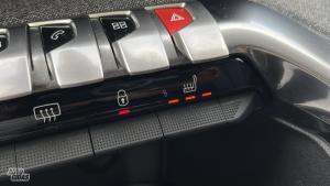 Pelēks Peugeot 5008 2018 Marijampole, ar dzinēja tilpumu 1.60 L un nobraukumu 159 tūkst. km par 12400 €, foto 30 vietnē AUTOMOTO.COM.LV