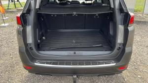 Pelēks Peugeot 5008 2018 Marijampole, ar dzinēja tilpumu 1.60 L un nobraukumu 159 tūkst. km par 12400 €, foto 32 vietnē AUTOMOTO.COM.LV