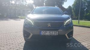 Pelēks Peugeot 5008 2018 Alūksne, ar dzinēja tilpumu 1.20 L un nobraukumu 0 tūkst. km par 8950 €, foto 4 vietnē AUTOMOTO.COM.LV