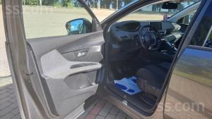 Pelēks Peugeot 5008 2018 Alūksne, ar dzinēja tilpumu 1.20 L un nobraukumu 0 tūkst. km par 8950 €, foto 17 vietnē AUTOMOTO.COM.LV