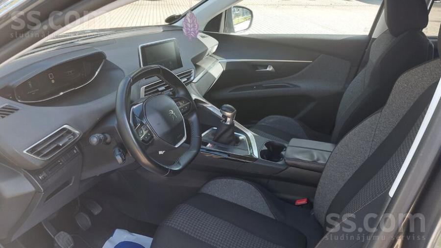 Pelēks Peugeot 5008 2018 Alūksne, ar dzinēja tilpumu 1.20 L un nobraukumu 0 tūkst. km par 8950 €, foto 19 vietnē AUTOMOTO.COM.LV