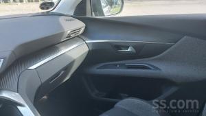Pelēks Peugeot 5008 2018 Alūksne, ar dzinēja tilpumu 1.20 L un nobraukumu 0 tūkst. km par 8950 €, foto 26 vietnē AUTOMOTO.COM.LV