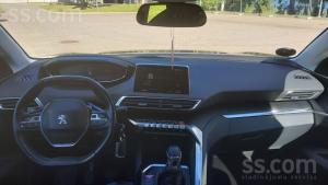Pelēks Peugeot 5008 2018 Alūksne, ar dzinēja tilpumu 1.20 L un nobraukumu 0 tūkst. km par 8950 €, foto 31 vietnē AUTOMOTO.COM.LV