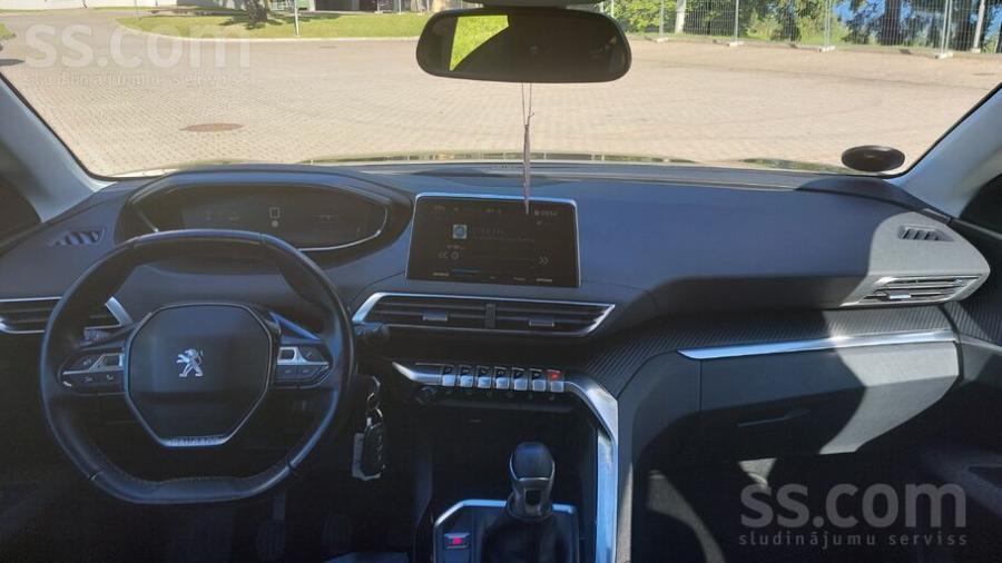 Pelēks Peugeot 5008 2018 Alūksne, ar dzinēja tilpumu 1.20 L un nobraukumu 0 tūkst. km par 8950 €, foto 31 vietnē AUTOMOTO.COM.LV