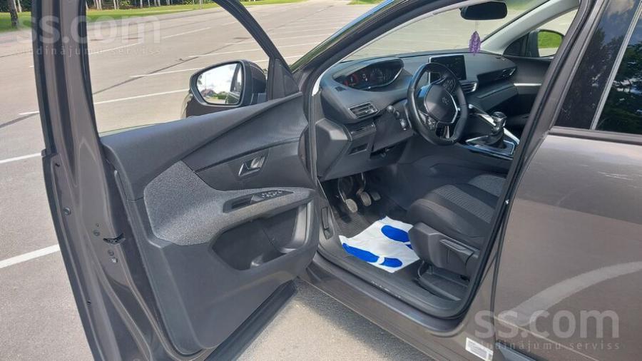 Pelēks Peugeot 5008 2018 Alūksne, ar dzinēja tilpumu 1.20 L un nobraukumu 0 tūkst. km par 8950 €, foto 19 vietnē AUTOMOTO.COM.LV