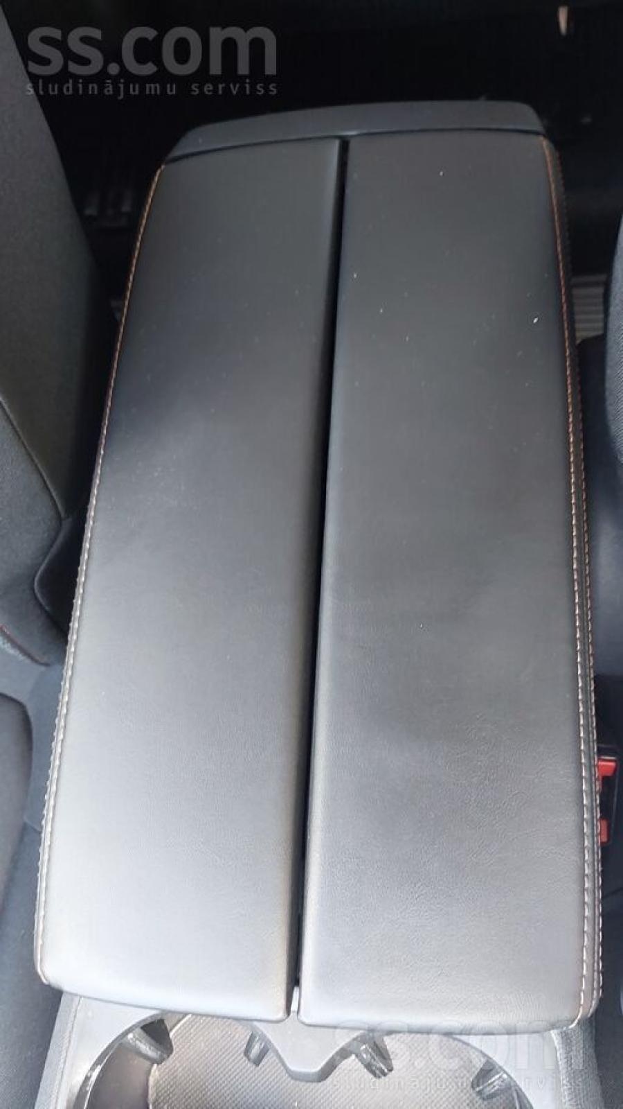 Pelēks Peugeot 5008 2018 Alūksne, ar dzinēja tilpumu 1.20 L un nobraukumu 0 tūkst. km par 8950 €, foto 28 vietnē AUTOMOTO.COM.LV