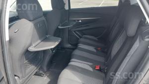Pelēks Peugeot 5008 2018 Alūksne, ar dzinēja tilpumu 1.20 L un nobraukumu 0 tūkst. km par 8950 €, foto 35 vietnē AUTOMOTO.COM.LV