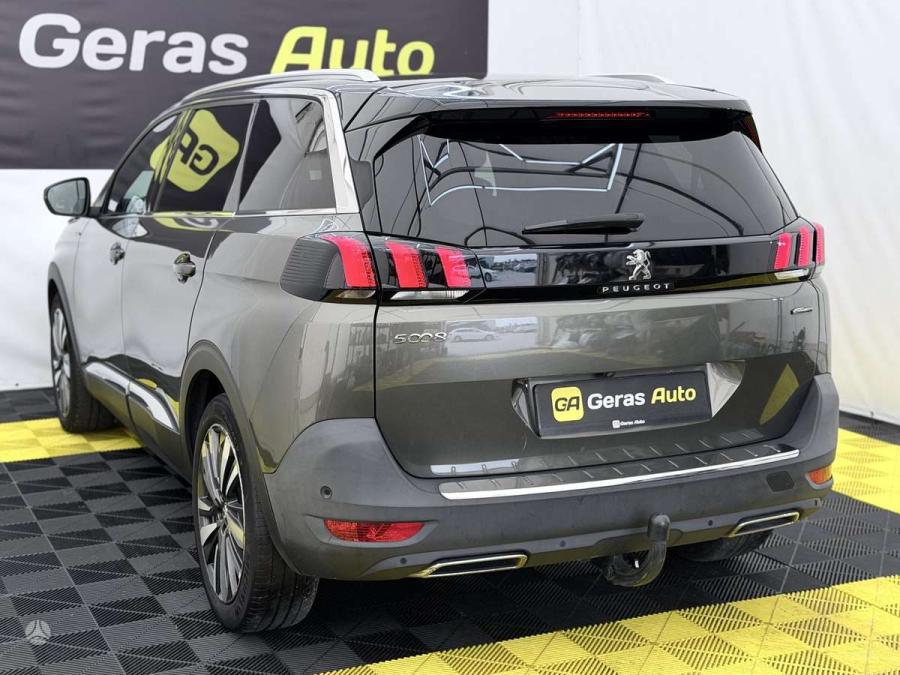 Pelēks Peugeot 5008 2018 Viļņa, ar dzinēja tilpumu 1.20 L un nobraukumu 241 tūkst. km par 9450 €, foto 7 vietnē AUTOMOTO.COM.LV