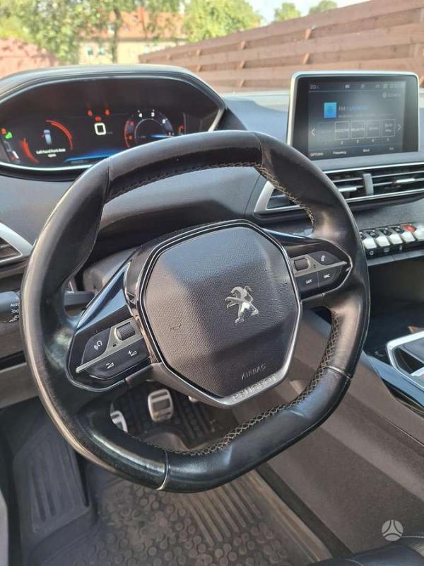 Grey Peugeot 5008 2018 in Klaipeda, with an engine capacity of 2.00 L and mileage of 268 thousand km for 12690 €, photo 6 on AUTOMOTO.COM.LV