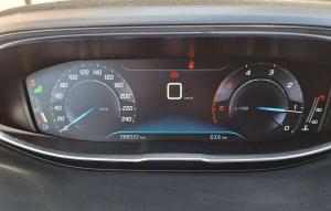 Grey Peugeot 5008 2018 in Klaipeda, with an engine capacity of 2.00 L and mileage of 268 thousand km for 12690 €, photo 8 on AUTOMOTO.COM.LV