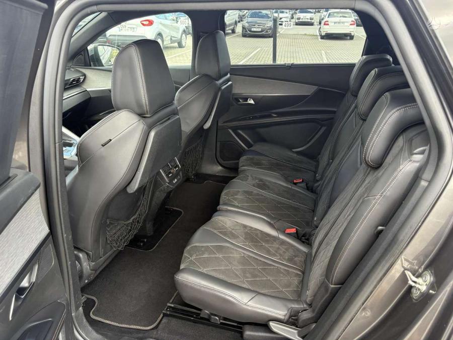 Grey Peugeot 5008 2018 in Taurage, with an engine capacity of 2.00 L and mileage of 289 thousand km for 11900 €, photo 18 on AUTOMOTO.COM.LV