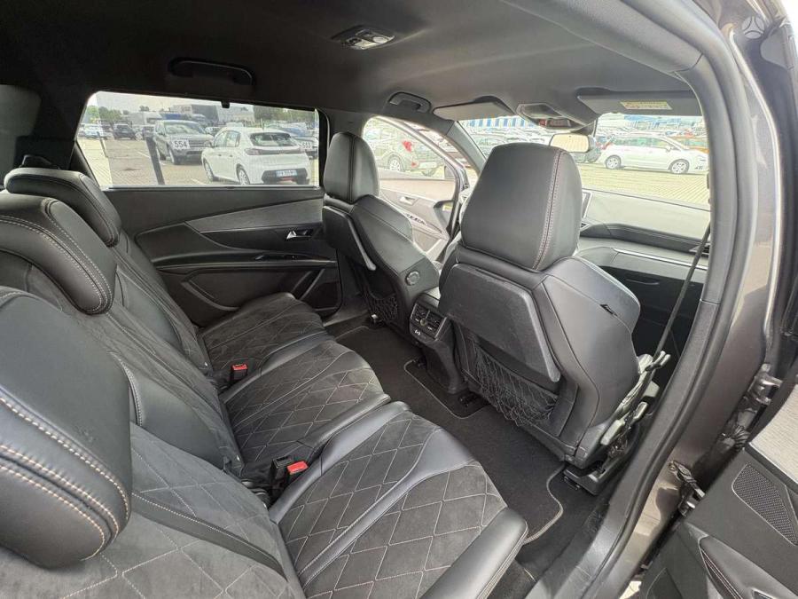 Grey Peugeot 5008 2018 in Taurage, with an engine capacity of 2.00 L and mileage of 289 thousand km for 11900 €, photo 21 on AUTOMOTO.COM.LV