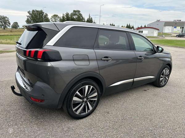 Grey Peugeot 5008 2018 in Marijampole, with an engine capacity of 1.56 L and mileage of 240 thousand km for 8750 €, photo 6 on AUTOMOTO.COM.LV
