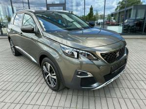 Grey Peugeot 5008 2018 in Kaunas, with an engine capacity of 1.20 L and mileage of 177 thousand km for 10300 €, photo 3 on AUTOMOTO.COM.LV