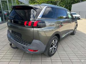 Grey Peugeot 5008 2018 in Kaunas, with an engine capacity of 1.20 L and mileage of 177 thousand km for 10300 €, photo 4 on AUTOMOTO.COM.LV