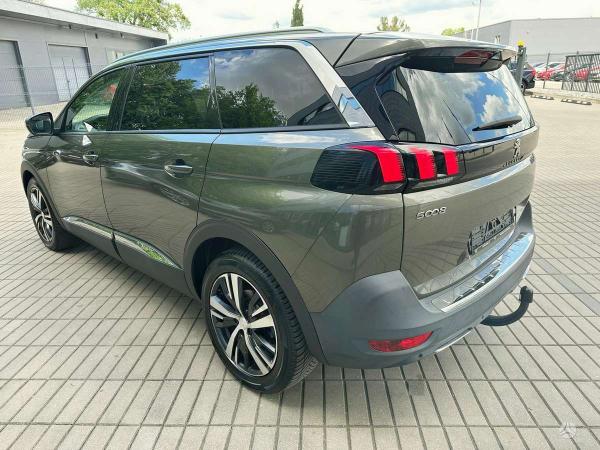 Пежо 5008 2018 в Каунас на AUTOMOTO.COM.LV Серый Пежо 5008 2018 в Каунас, объемом двигателя 1.20 л и пробегом 177 тыс. км за 10300 €, фото 5 на AUTOMOTO.COM.LV
