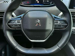 Grey Peugeot 5008 2018 in Kaunas, with an engine capacity of 1.20 L and mileage of 177 thousand km for 10300 €, photo 8 on AUTOMOTO.COM.LV
