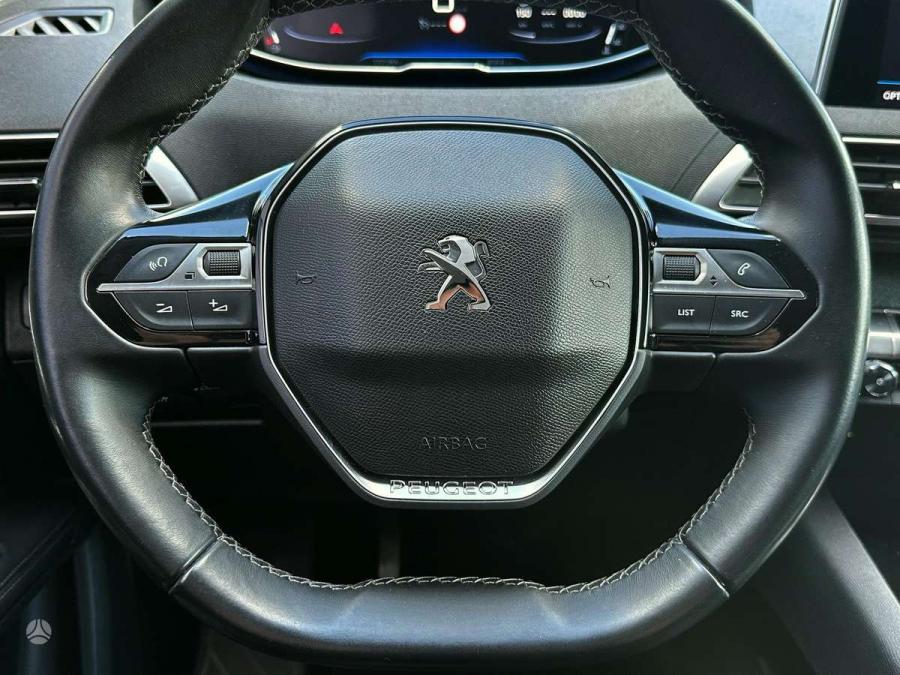 Grey Peugeot 5008 2018 in Kaunas, with an engine capacity of 1.20 L and mileage of 177 thousand km for 10300 €, photo 8 on AUTOMOTO.COM.LV