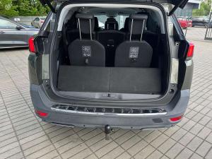 Grey Peugeot 5008 2018 in Kaunas, with an engine capacity of 1.20 L and mileage of 177 thousand km for 10300 €, photo 16 on AUTOMOTO.COM.LV