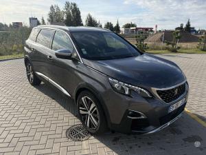 Grey Peugeot 5008 2018 in Taurage, with an engine capacity of 2.00 L and mileage of 290 thousand km for 10700 €, photo  on AUTOMOTO.COM.LV