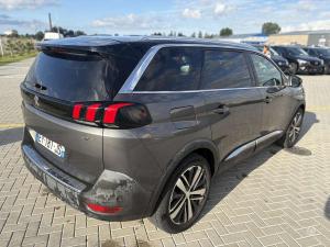 Grey Peugeot 5008 2018 in Taurage, with an engine capacity of 2.00 L and mileage of 290 thousand km for 10700 €, photo 8 on AUTOMOTO.COM.LV