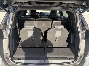 Grey Peugeot 5008 2018 in Taurage, with an engine capacity of 2.00 L and mileage of 290 thousand km for 10700 €, photo 23 on AUTOMOTO.COM.LV