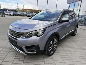 Grey Peugeot 5008 2018 in Kaunas, with an engine capacity of 1.20 L and mileage of 200 thousand km for 8900 €, photo  on AUTOMOTO.COM.LV