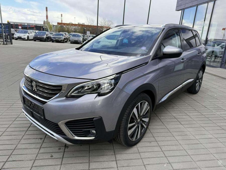 Серый Пежо 5008 2018 в Каунас, объемом двигателя 1.20 л и пробегом 200 тыс. км за 8900 €, фото 1 на AUTOMOTO.COM.LV