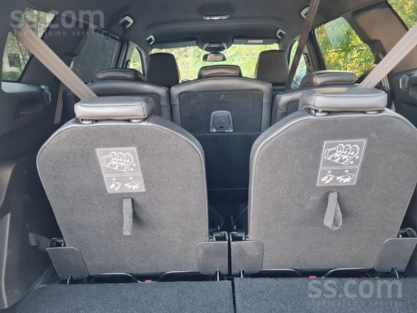 Grey Peugeot 5008 2018 in Jelgava, with an engine capacity of 2.00 L and mileage of 0 thousand km for 13990 €, photo 11 on AUTOMOTO.COM.LV