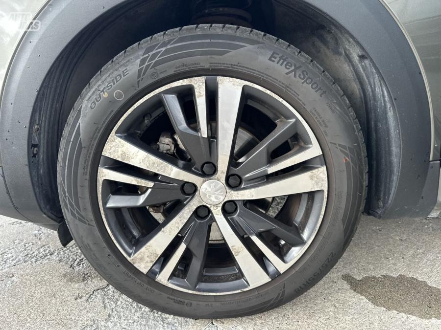 Grey Peugeot 5008 2018 in Klaipeda, with an engine capacity of 1.60 L and mileage of 119 thousand km for 17200 €, photo 10 on AUTOMOTO.COM.LV
