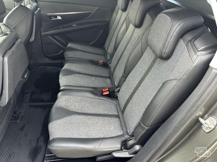 Grey Peugeot 5008 2018 in Klaipeda, with an engine capacity of 1.60 L and mileage of 119 thousand km for 17200 €, photo 25 on AUTOMOTO.COM.LV