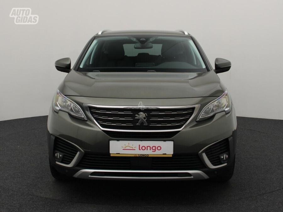 Grey Peugeot 5008 2019 in Vilnius, with an engine capacity of 1.50 L and mileage of 175 thousand km for 16499 €, photo 3 on AUTOMOTO.COM.LV