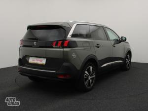 Grey Peugeot 5008 2019 in Vilnius, with an engine capacity of 1.50 L and mileage of 175 thousand km for 16499 €, photo 8 on AUTOMOTO.COM.LV