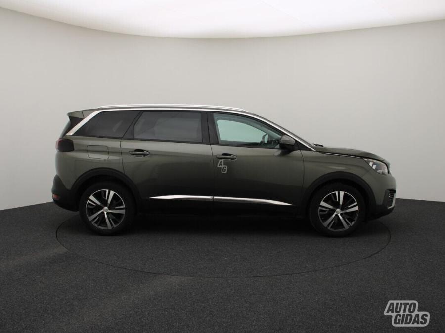 Grey Peugeot 5008 2019 in Vilnius, with an engine capacity of 1.50 L and mileage of 175 thousand km for 16499 €, photo 9 on AUTOMOTO.COM.LV