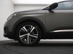 Grey Peugeot 5008 2019 in Vilnius, with an engine capacity of 1.50 L and mileage of 175 thousand km for 16499 €, photo 28 on AUTOMOTO.COM.LV