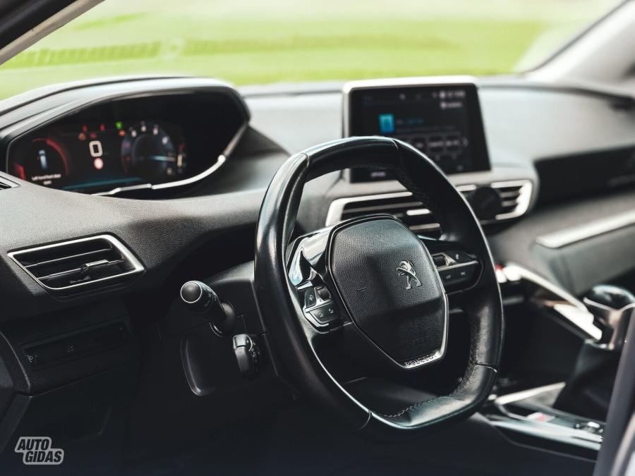 Pelēks Peugeot 5008 2019 Šauļi, ar dzinēja tilpumu 1.20 L un nobraukumu 254 tūkst. km par 10699 €, foto 21 vietnē AUTOMOTO.COM.LV