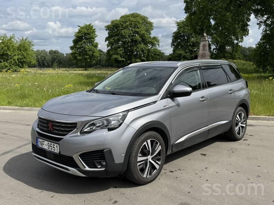 Grey Peugeot 5008 2019 in Riga, with an engine capacity of 1.50 L and mileage of 0 thousand km for 11950 €, photo 1 on AUTOMOTO.COM.LV