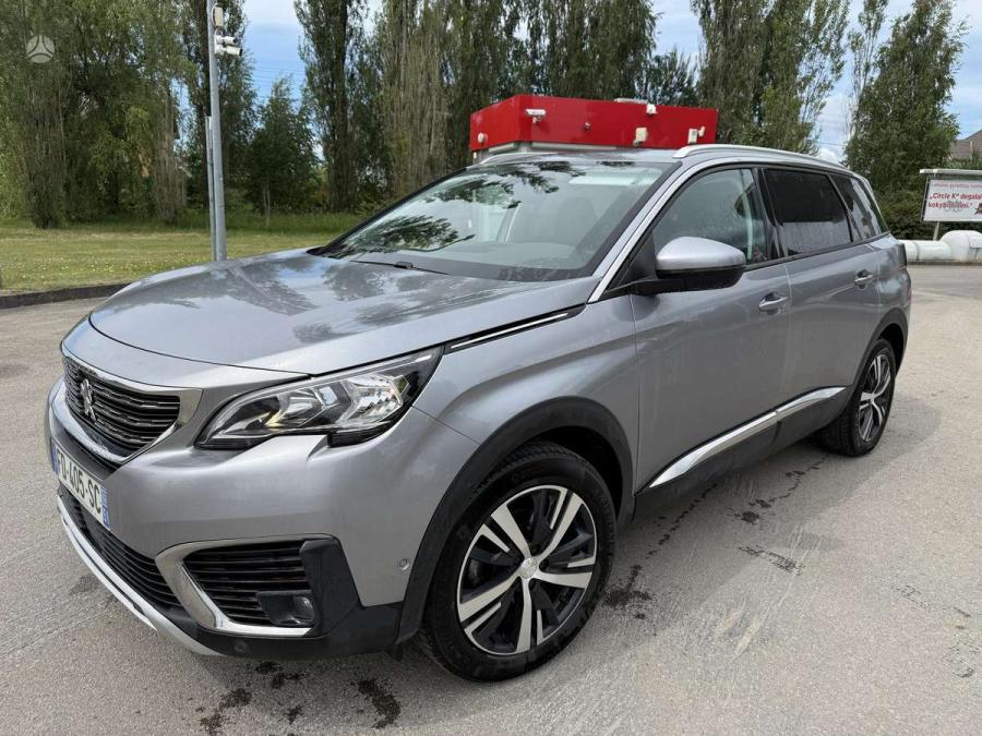 Pelēks Peugeot 5008 2019 Tauragė, ar dzinēja tilpumu 1.20 L un nobraukumu 176 tūkst. km par 11200 €, foto 1 vietnē AUTOMOTO.COM.LV